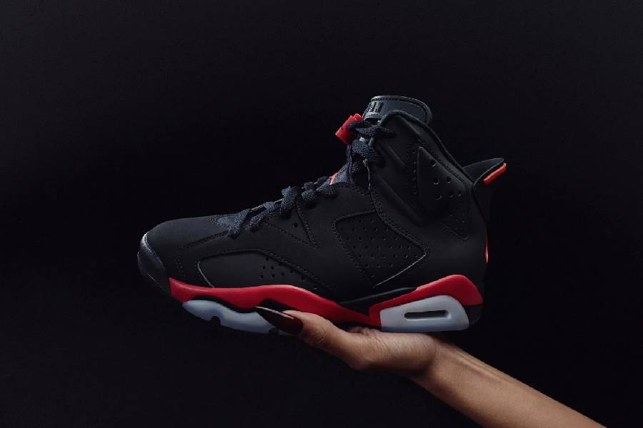 Air Jordan 6 Infrared “Salesman”: 27 años esperando su luz ...